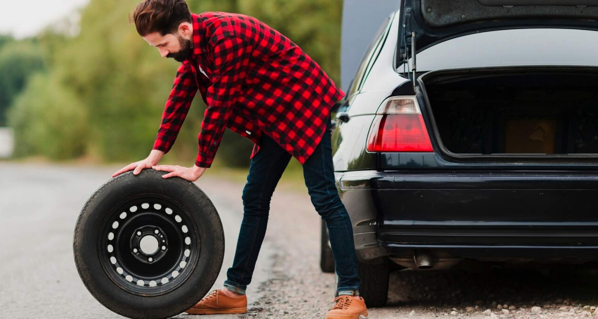 12 Car Tyre Safety and Maintenance Tips - Vredestein Tyres