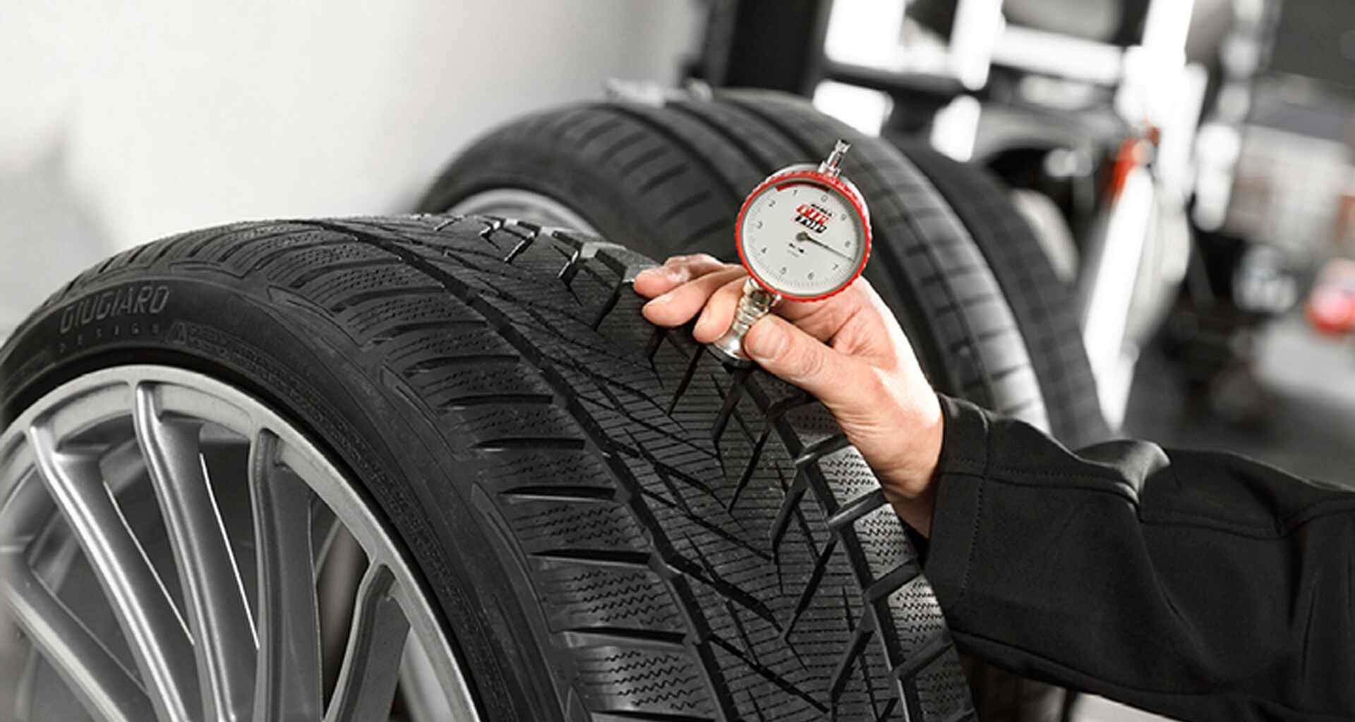 Tyre Tread Depth: A Simple Guide | Vredestein Tyres